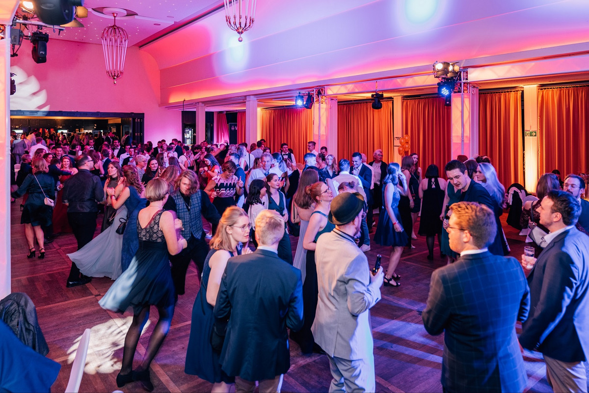 Über 100 Absolvent*innen am Campus Lingen verabschiedet | Hochschule ...