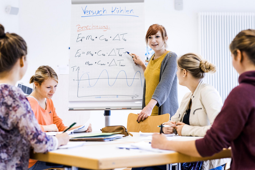 Erste hochschulweite Qualifizierung von studentischen Tutorinnen und Tutoren erfolgreich ...